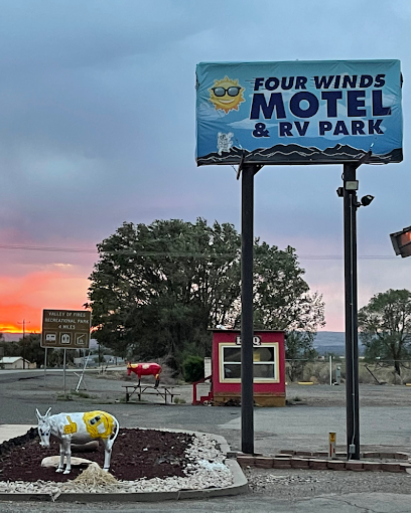 Four Winds Motel & RV Park