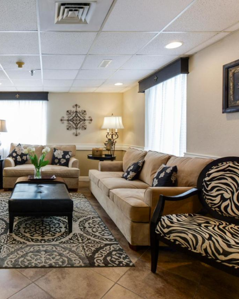 Grand View Inn and Suites