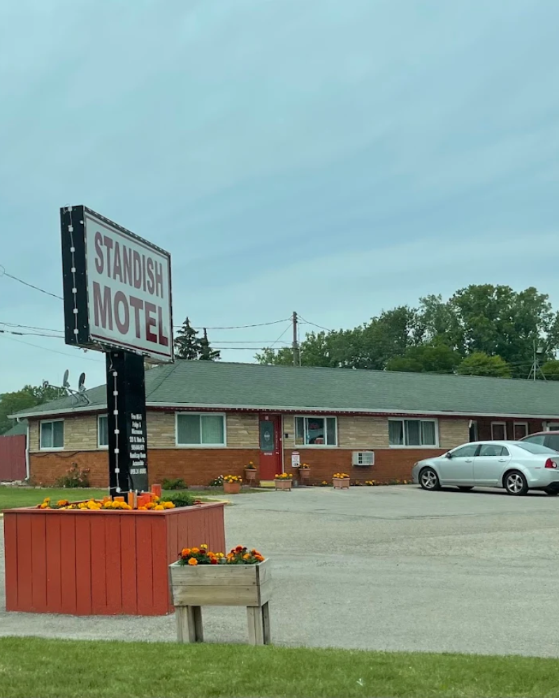 Standish Motel